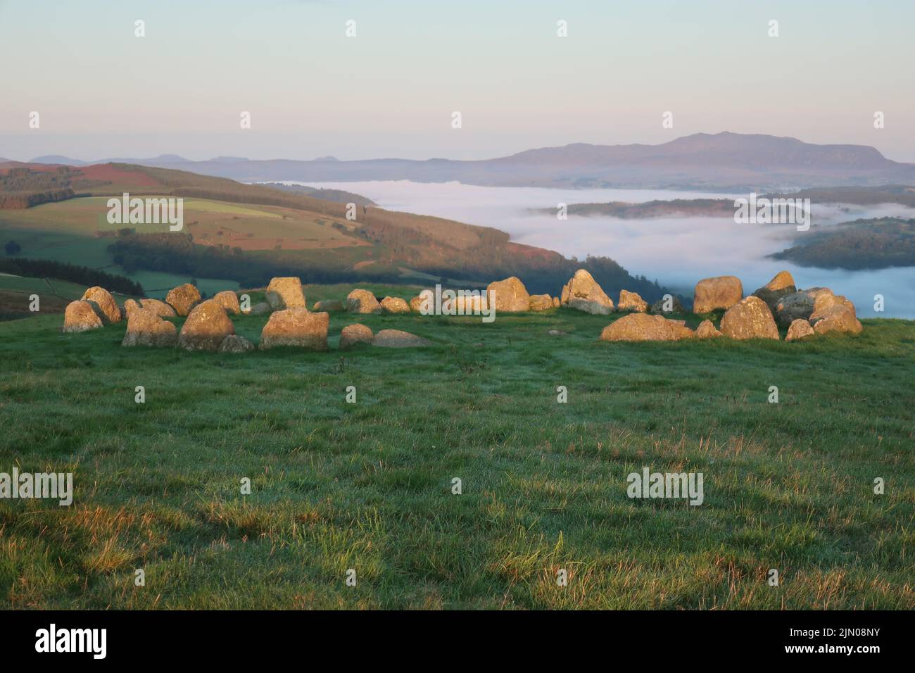 A UFO sighting on Cadair Berwyn and Cadair Bronwen by Moel ty Uchaf ...