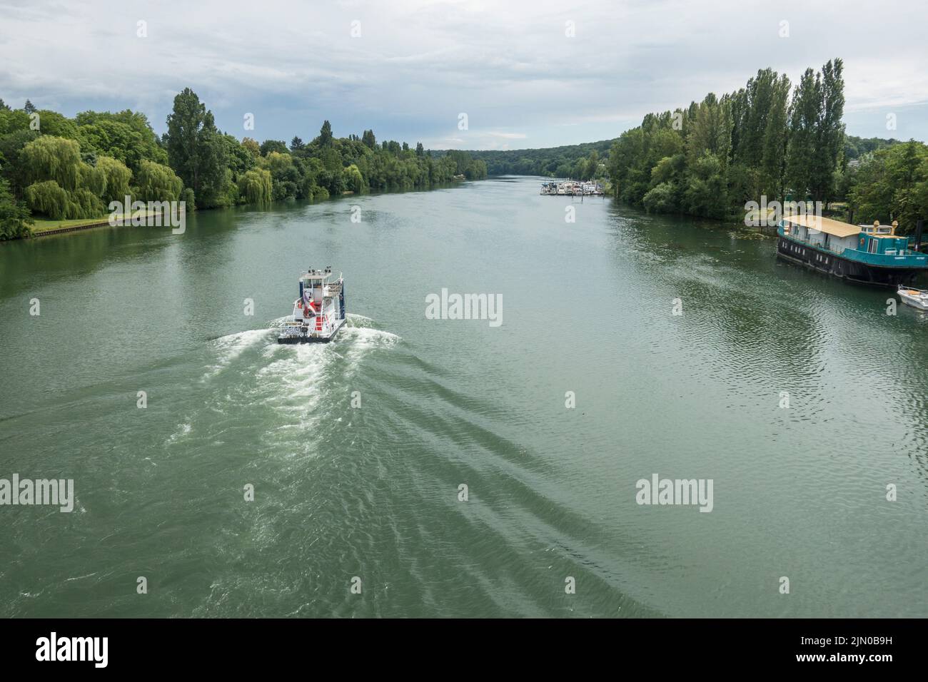 Cemex boat hi-res stock photography and images - Alamy