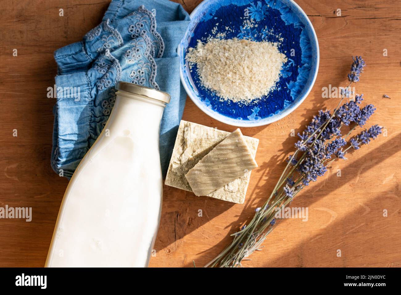 Homemade laundry, Marseille grated soap, DIY, do it yourself, zero ...