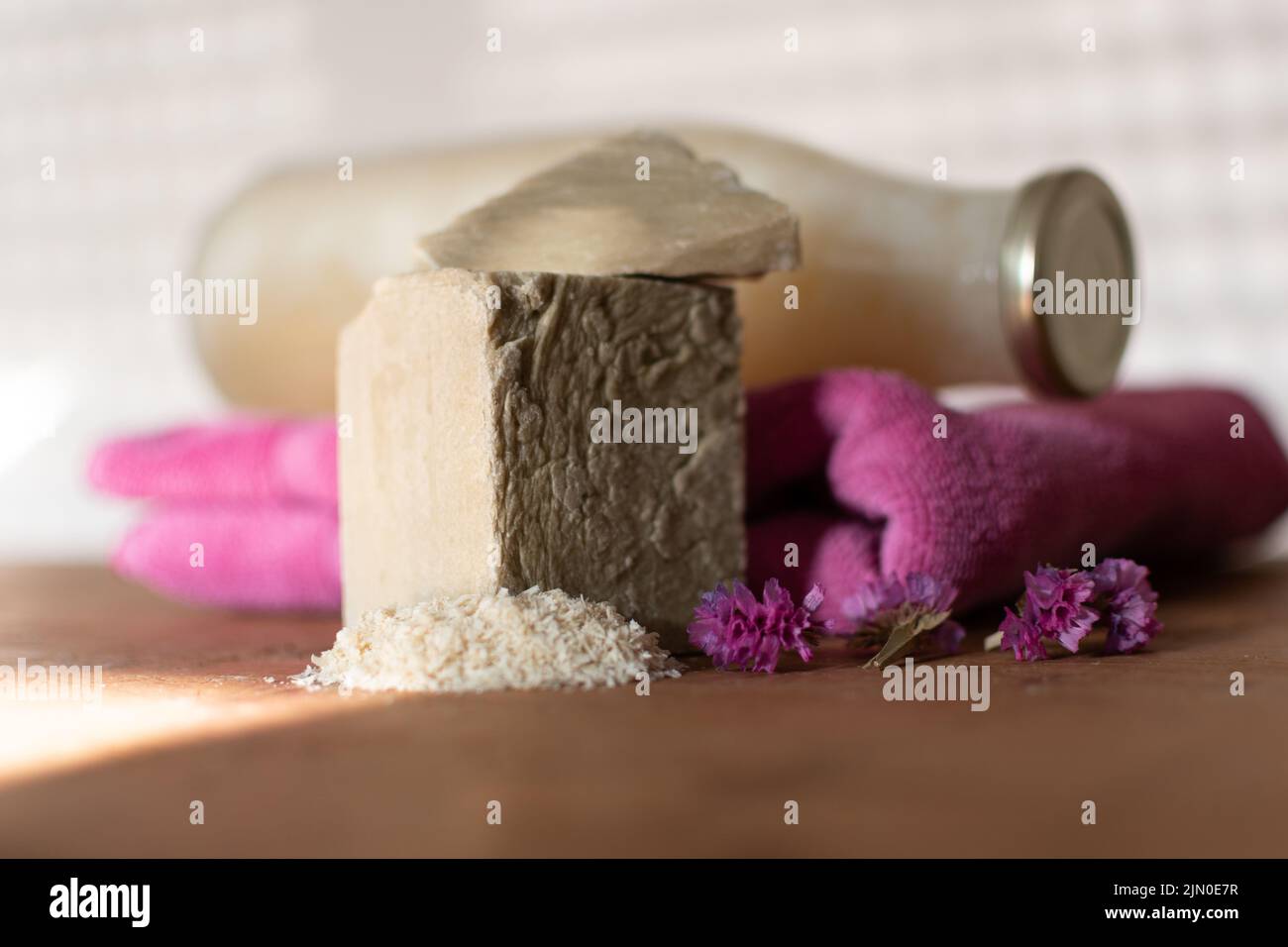 Homemade laundry, Marseille grated soap, DIY, do it yourself, zero ...