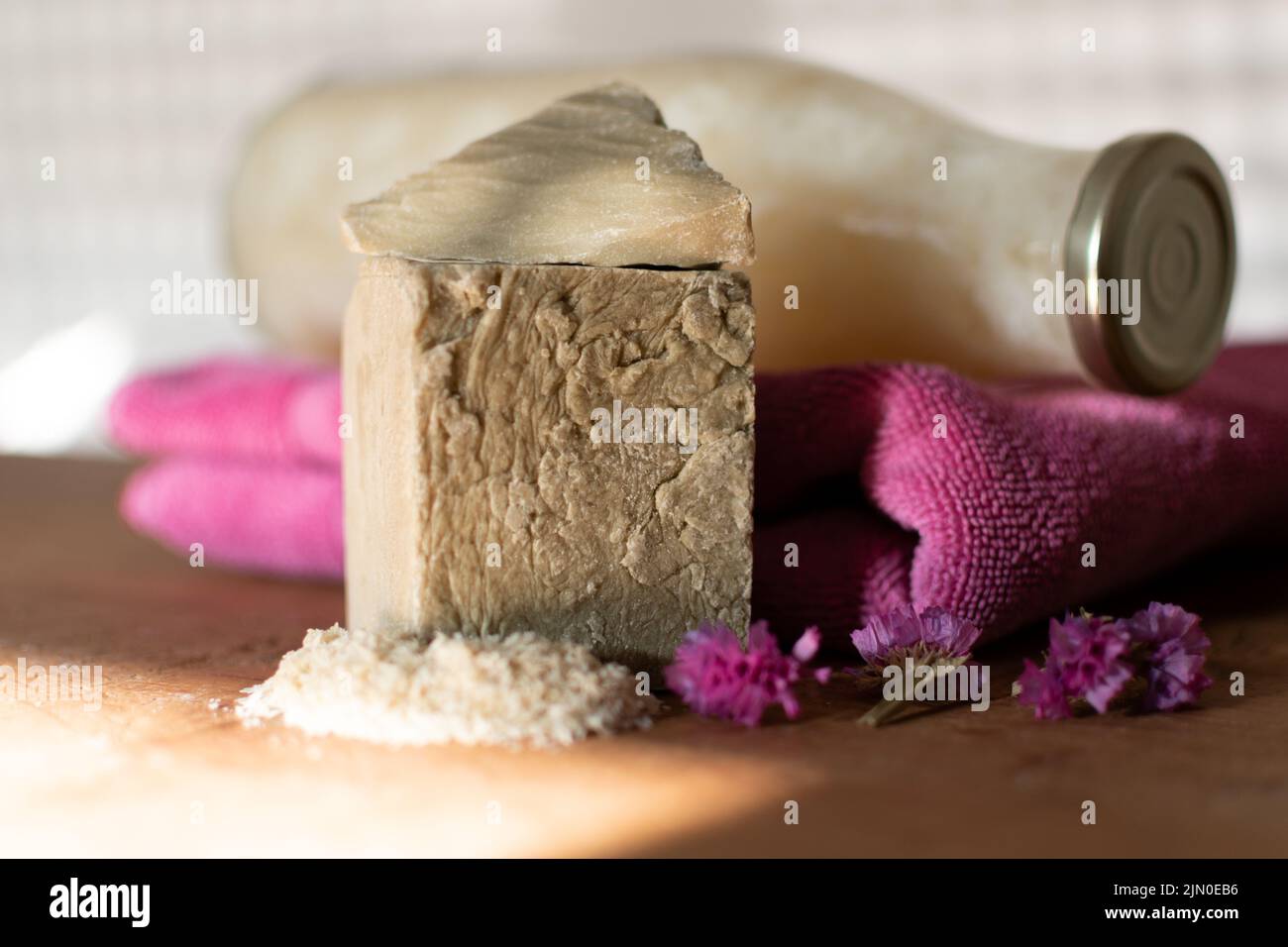 Homemade laundry, Marseille grated soap, DIY, do it yourself, zero ...