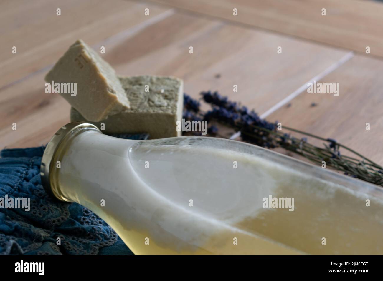 Homemade laundry, Marseille grated soap, DIY, do it yourself, zero ...