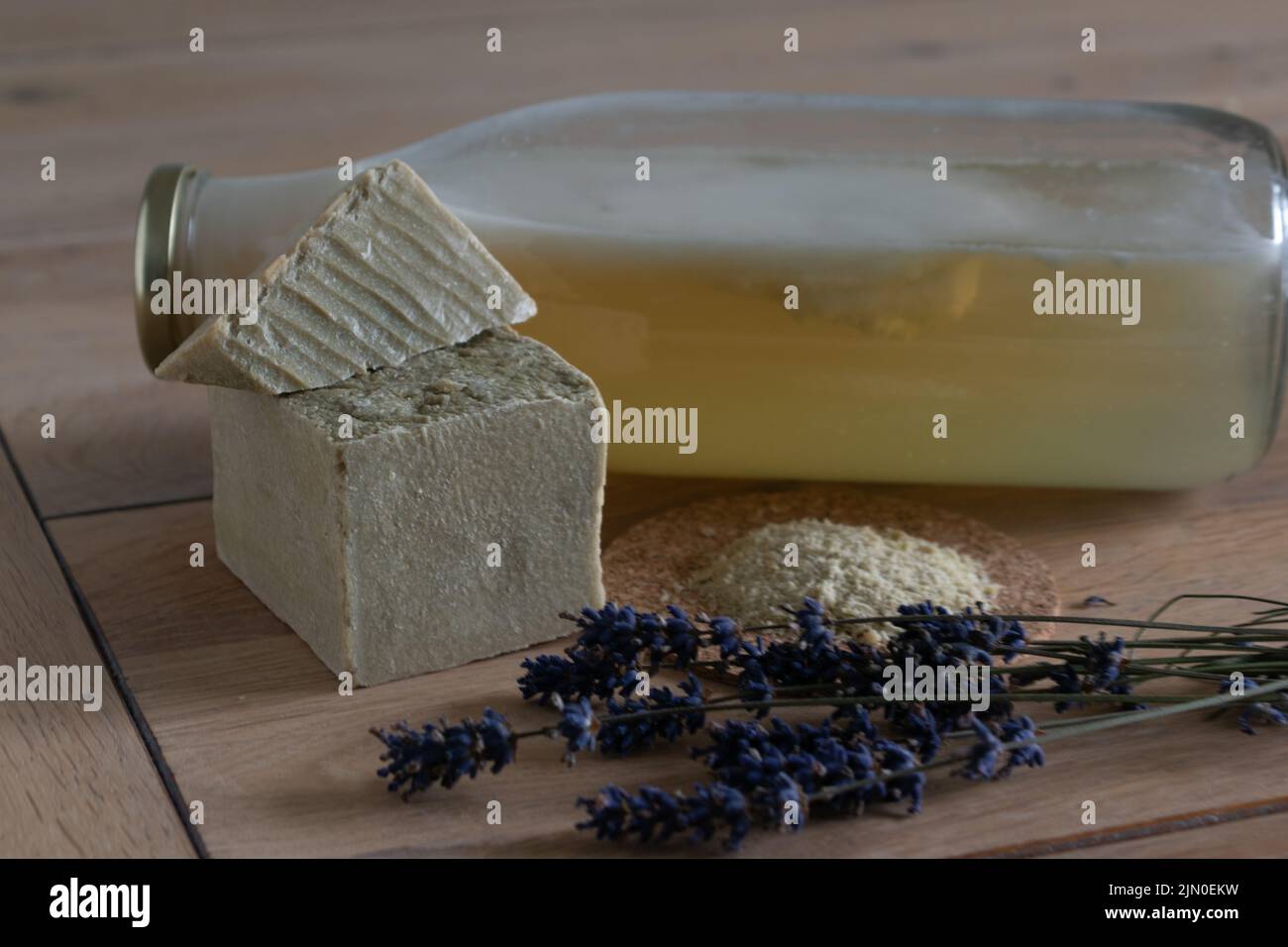 Homemade laundry, Marseille grated soap, DIY, do it yourself, zero ...