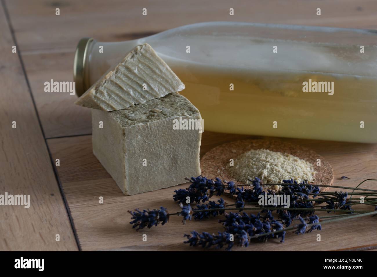 Homemade laundry, Marseille grated soap, DIY, do it yourself, zero ...