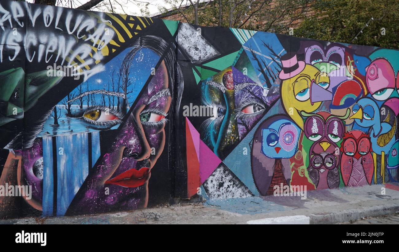 Red and blue and yellow graffiti hi-res stock photography and images ...