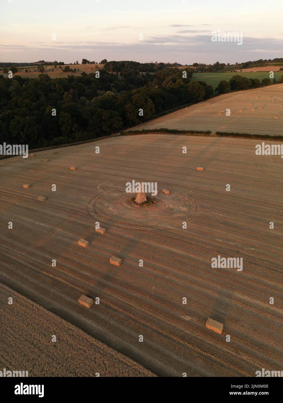 Compton Pike a elongated pyramid. 16th century signalling beacon ...