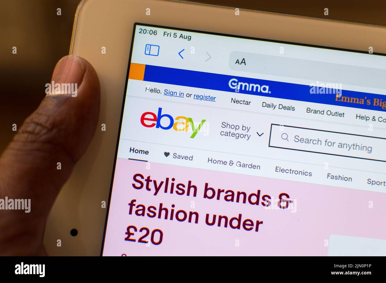 Small sellers hi-res stock photography and images - Alamy