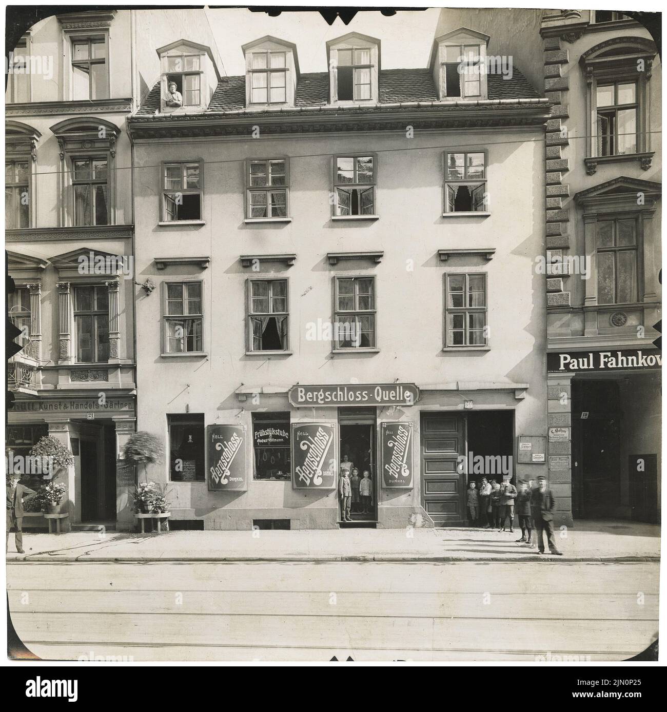 20 19 cm Cut Out Stock Images & Pictures - Alamy