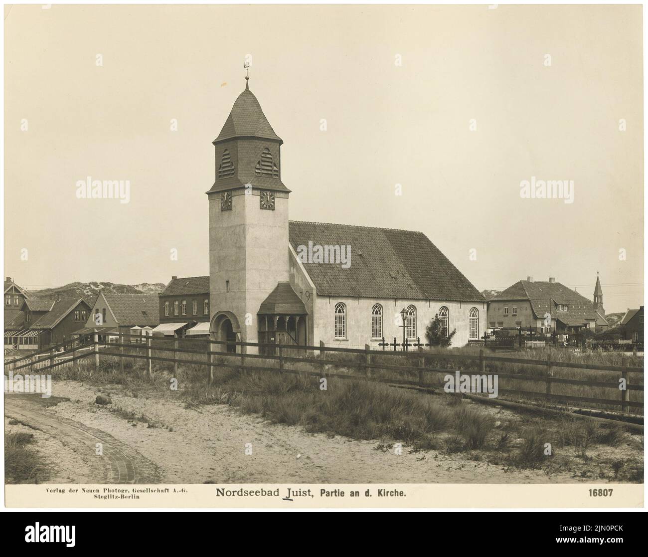 View white buildings church Cut Out Stock Images & Pictures - Alamy