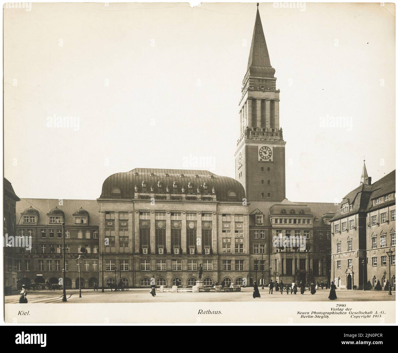 Town hall kiel germany Cut Out Stock Images & Pictures - Alamy