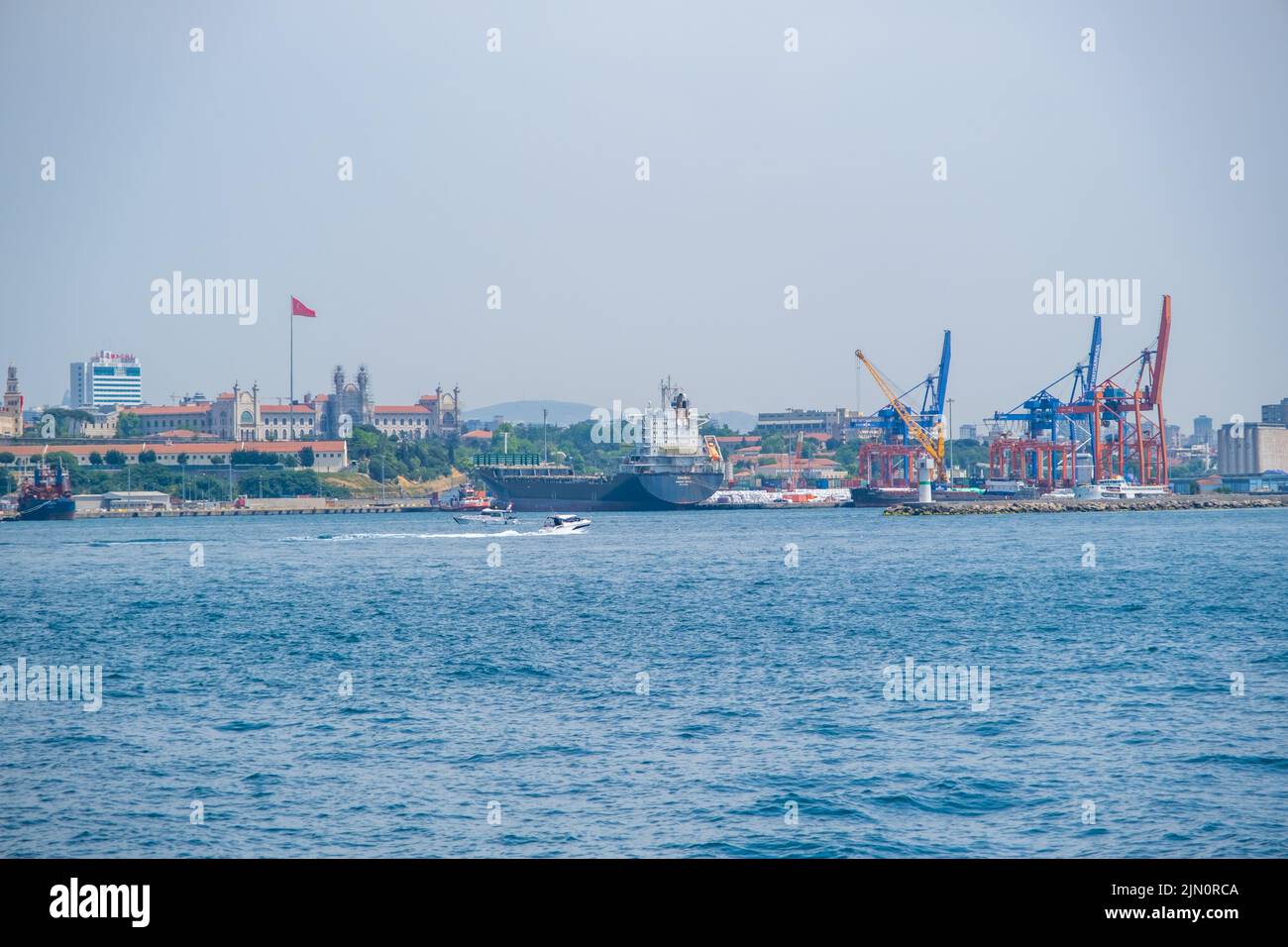 Istanbulport hi-res stock photography and images - Alamy