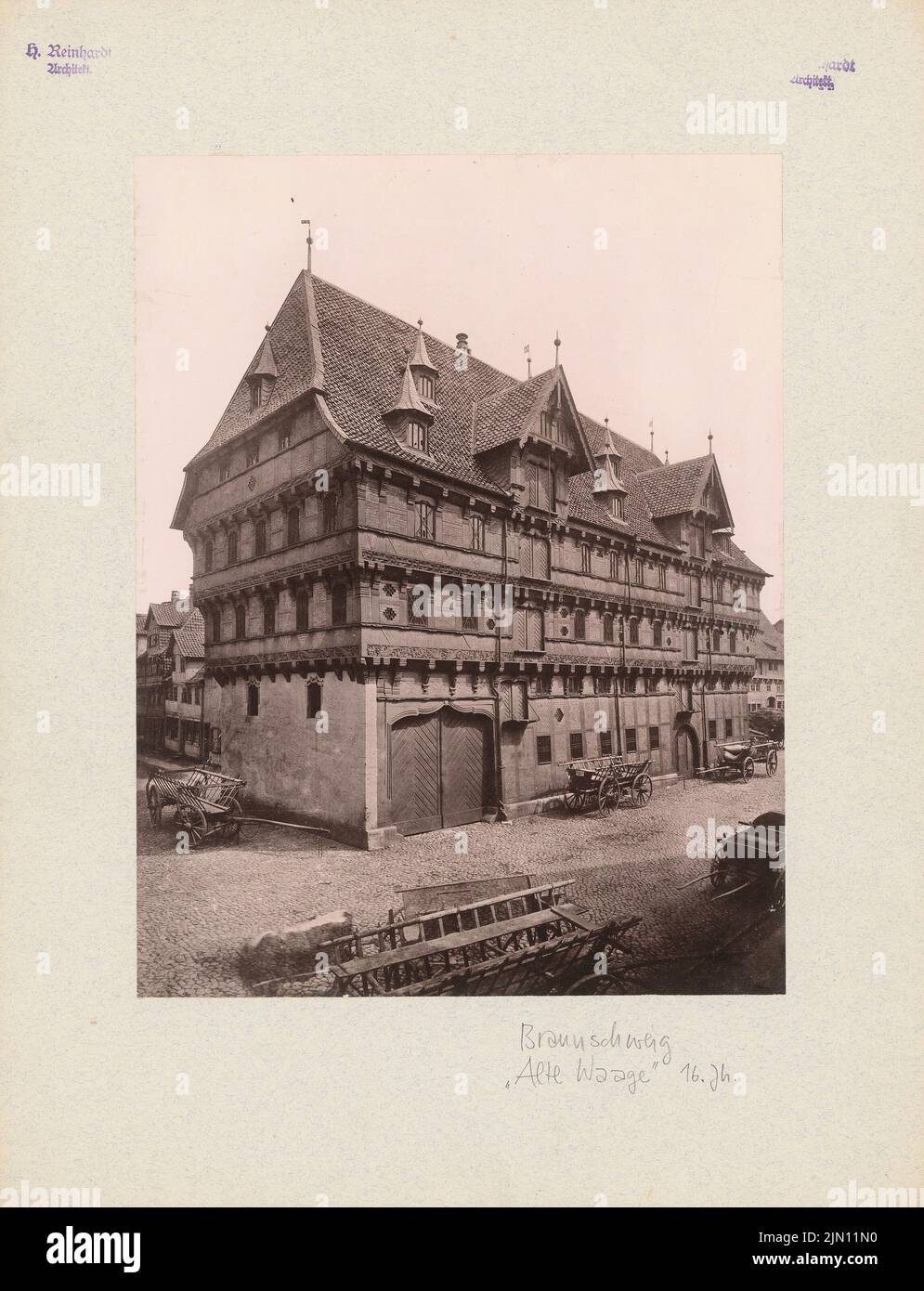 Unknown photographer, old scales, Braunschweig (without dat.): View ...