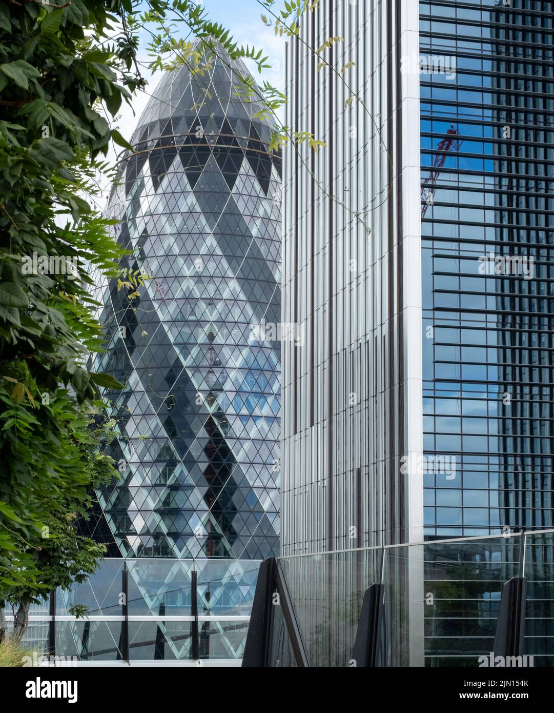 Gherkin Swiss Re Building, 30 St Mary Axe in the City of London ...