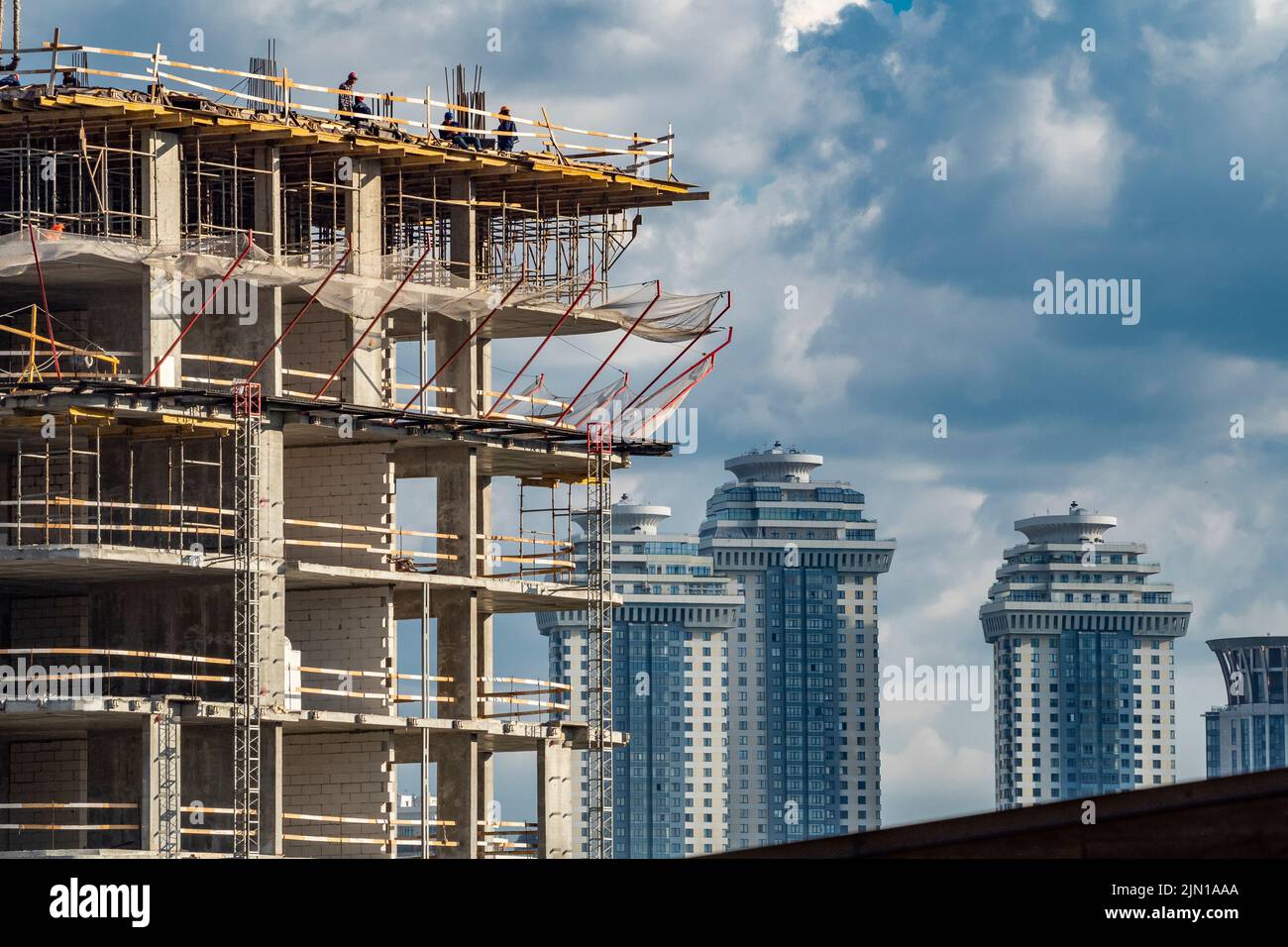 Russia, Moscow. Construction of houses Stock Photo - Alamy