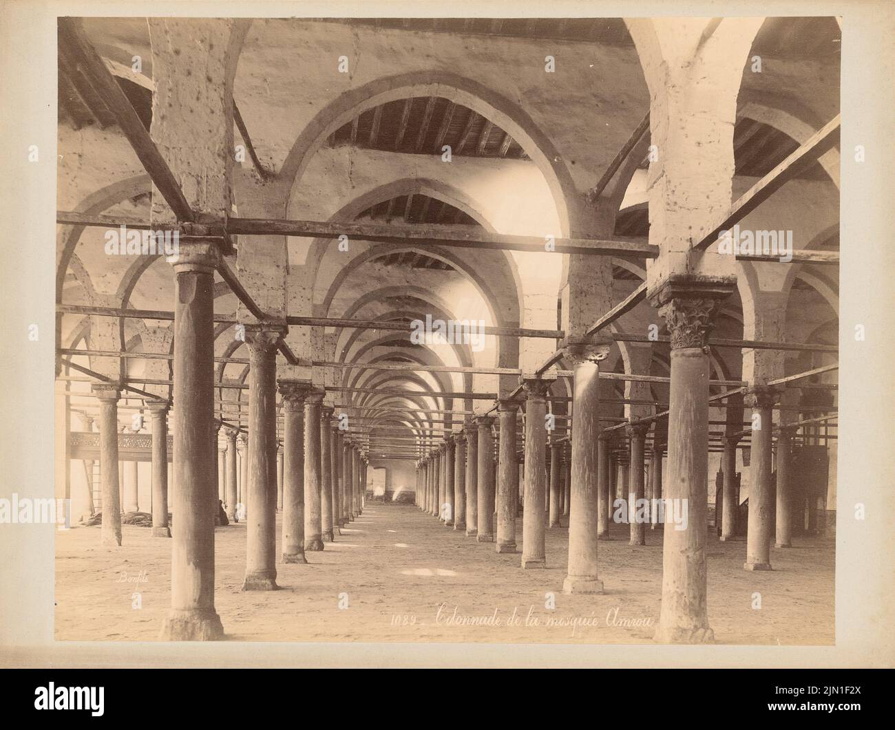 Bonfils Félix (1831-1885), Mosque Amrou in Amrou (without dat ...