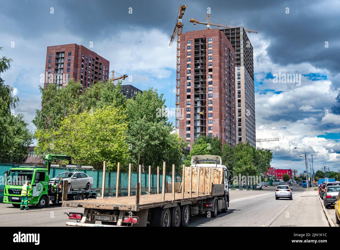Russia, Moscow. Construction of houses Stock Photo - Alamy