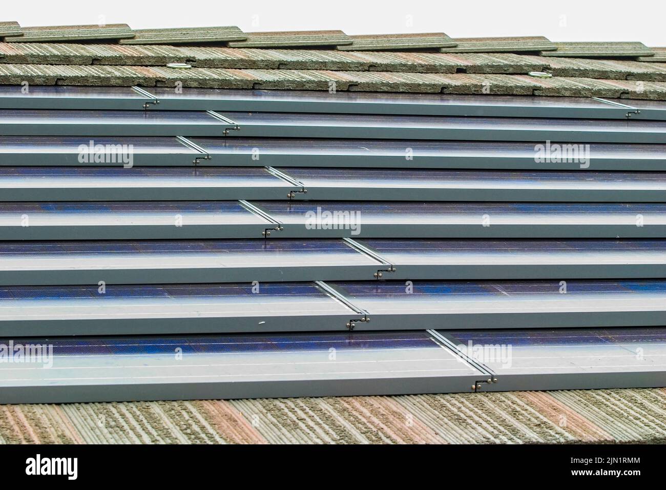 Solar shingles installation hi-res stock photography and images - Alamy