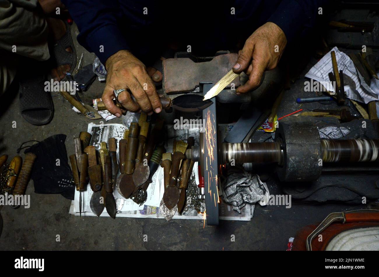 Peshawar, Khyber Pakhtunkhwa, Pakistan. 7th Aug, 2022. An ironsmith ...