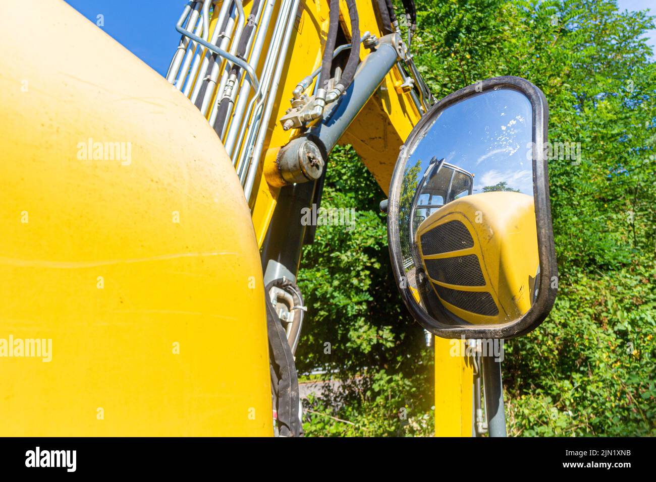 Vehicle construction hi-res stock photography and images - Alamy