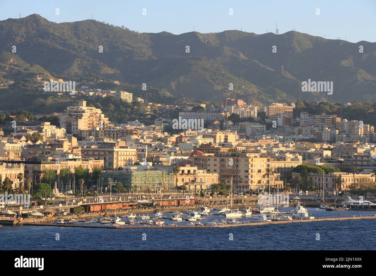 The harbour at Messina, Sicily Stock Photo - Alamy