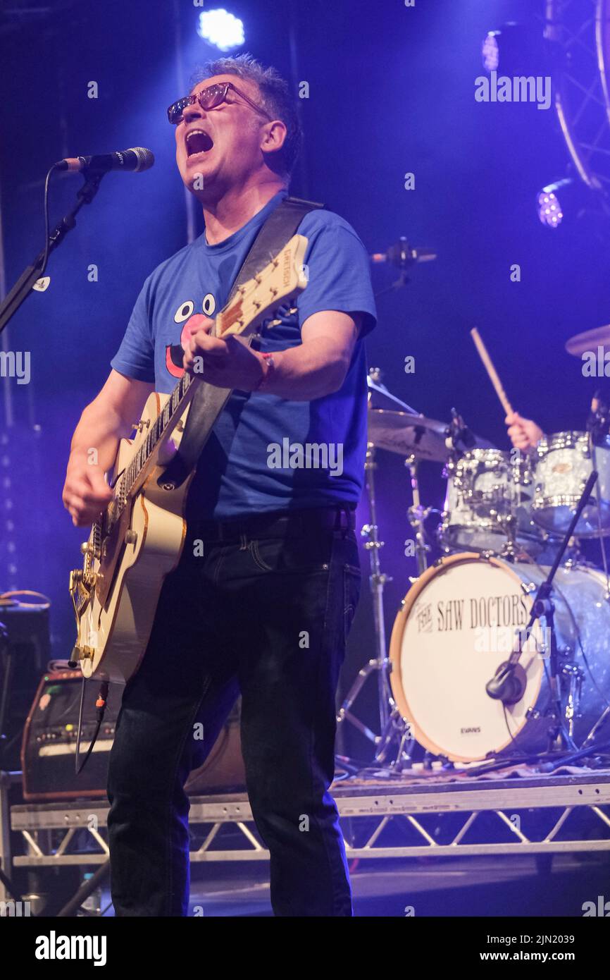 Leo Moran performing with The Saw Doctors performing at the Wickham ...