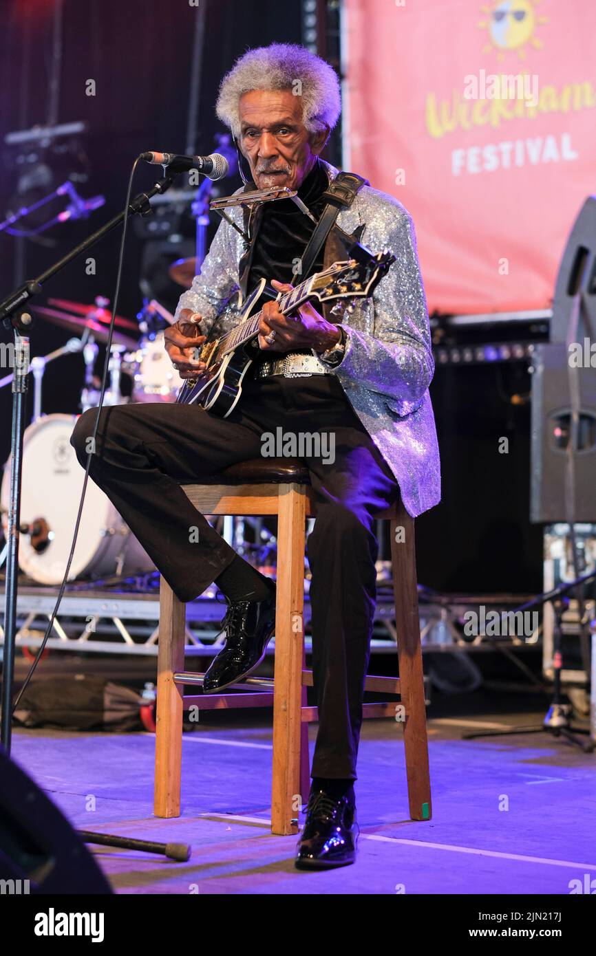 Louisiana bluesmen Lil' Jimmy Reed (Leon Atkins) performing at the ...