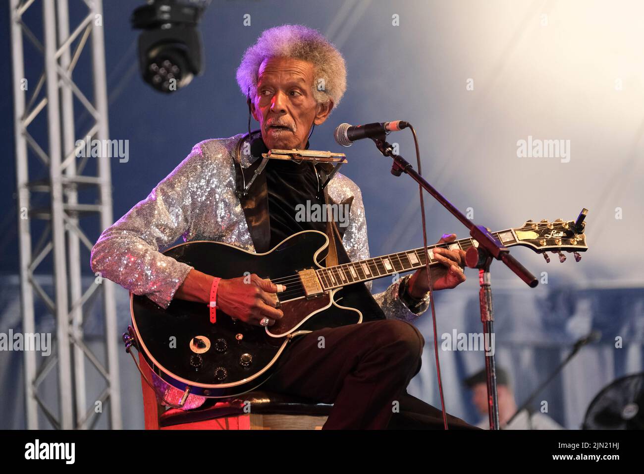 Louisiana bluesmen Lil' Jimmy Reed (Leon Atkins) performing at the ...