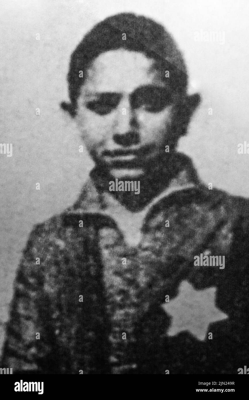 Yellow star jew hi-res stock photography and images - Alamy