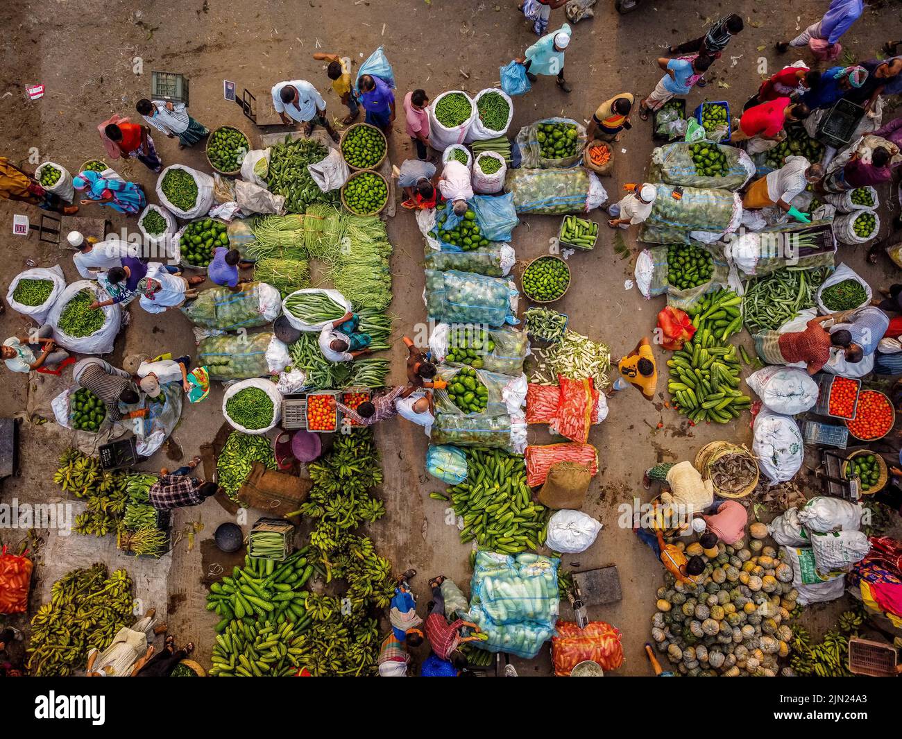 Biggest green markets hi-res stock photography and images - Alamy