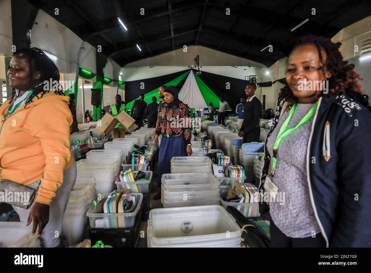 Nairobi, Kenya. 08th Aug, 2022. Officials of Kenyas electoral body ...