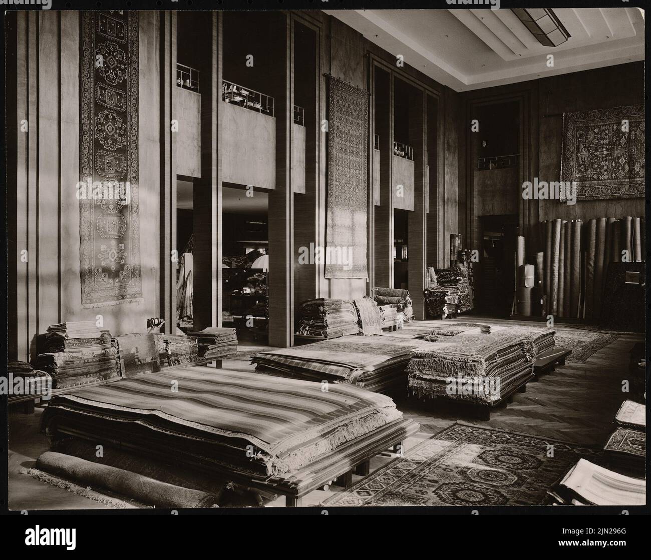 Dernburg Hermann (1868-1935), Wertheim department store, Wroclaw ...