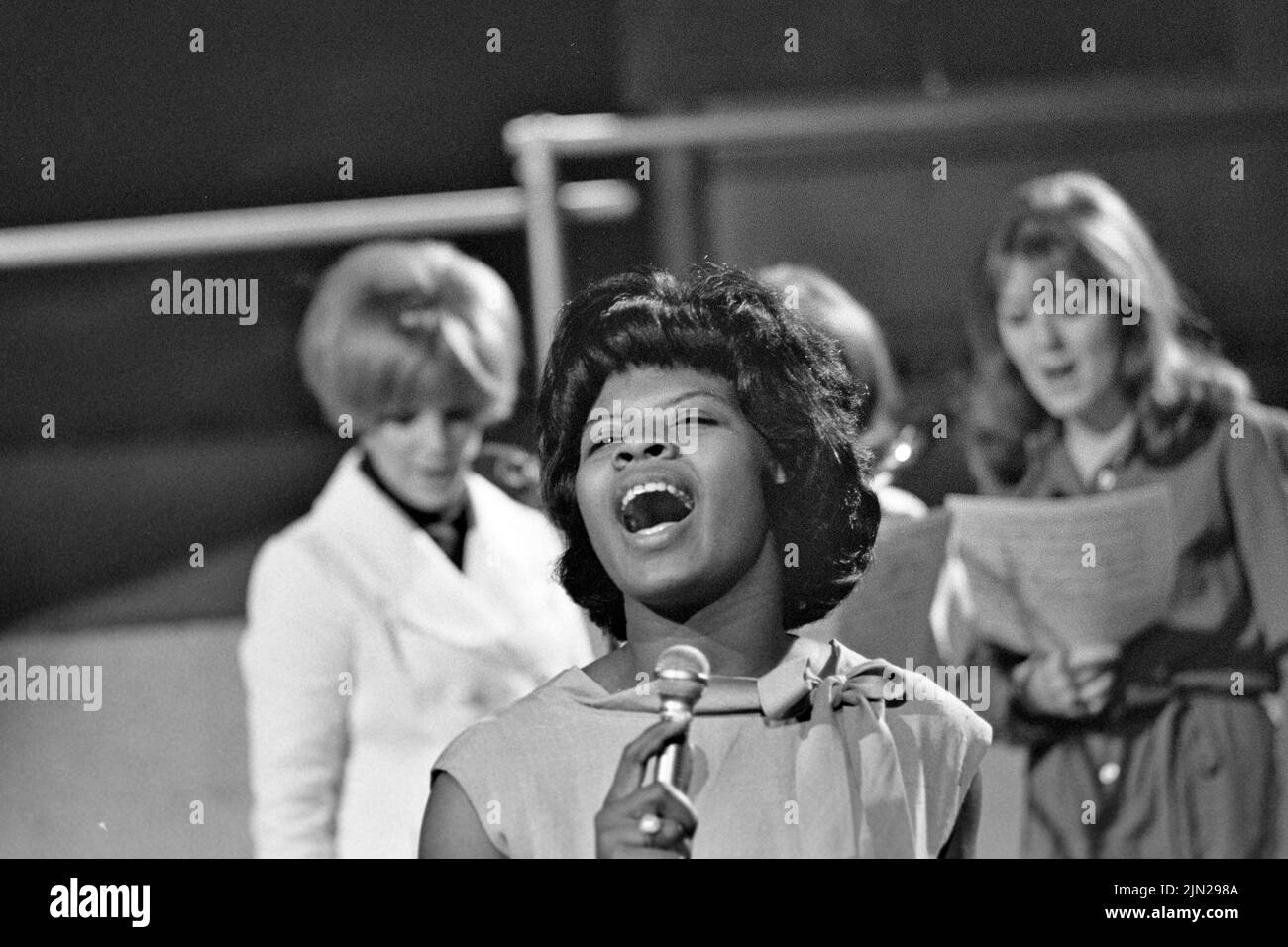 IRMA THOMAS American Soul singer on Ready,Steady,Go ! in 1967. Photo ...
