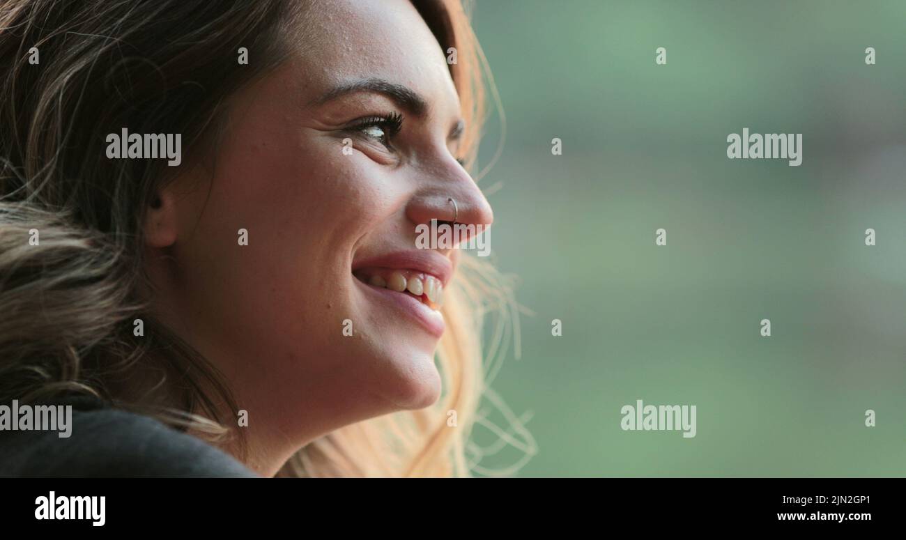 Young woman spontaneous real life laugh. Authentic candid girl acting ...