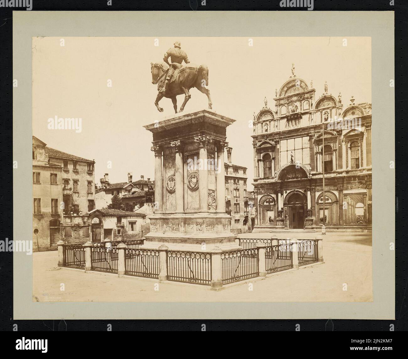 Colleoni denkmal hi-res stock photography and images - Alamy