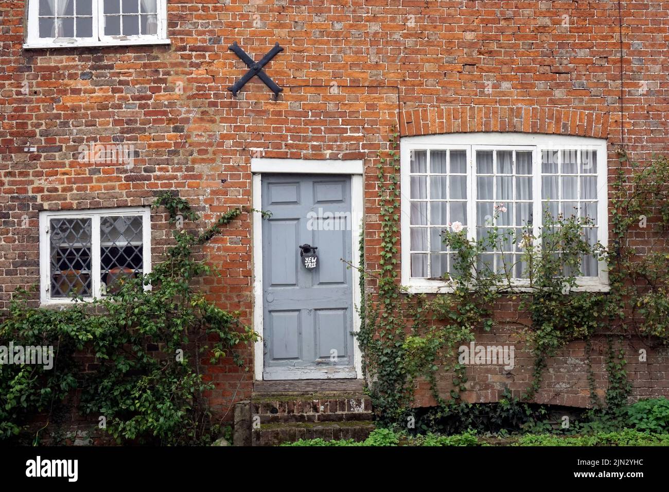 Roase paint hi-res stock photography and images - Alamy