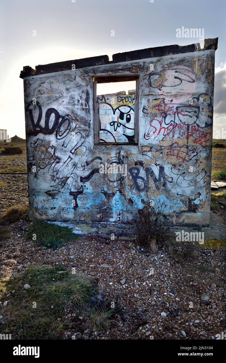 Neglected beach hut hi-res stock photography and images - Alamy