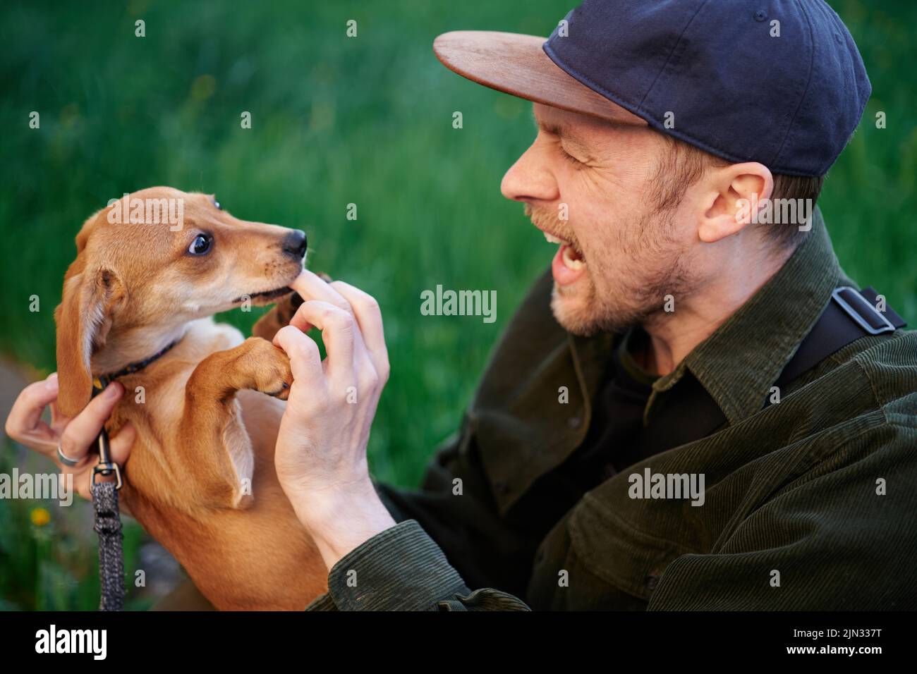 Man screaming in nature hi-res stock photography and images - Alamy