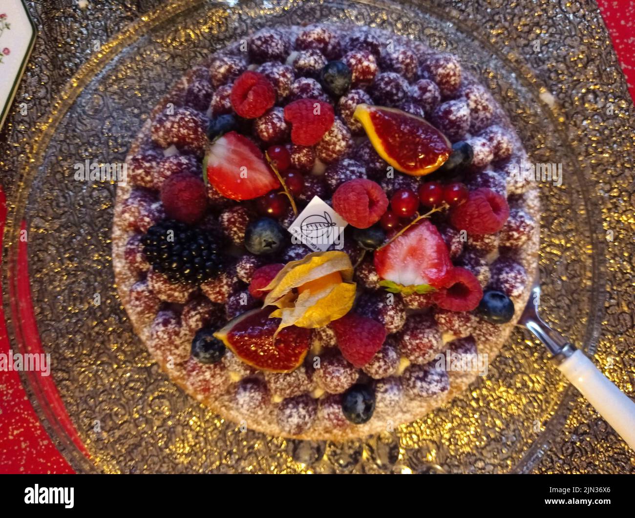 Gâteau aux fruits , France Stock Photo - Alamy