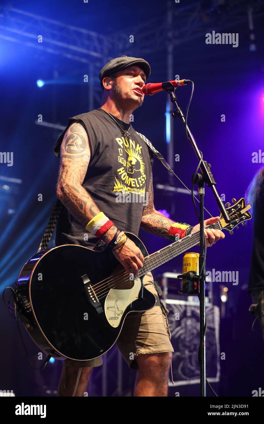 Ferocious dog band hi-res stock photography and images - Alamy