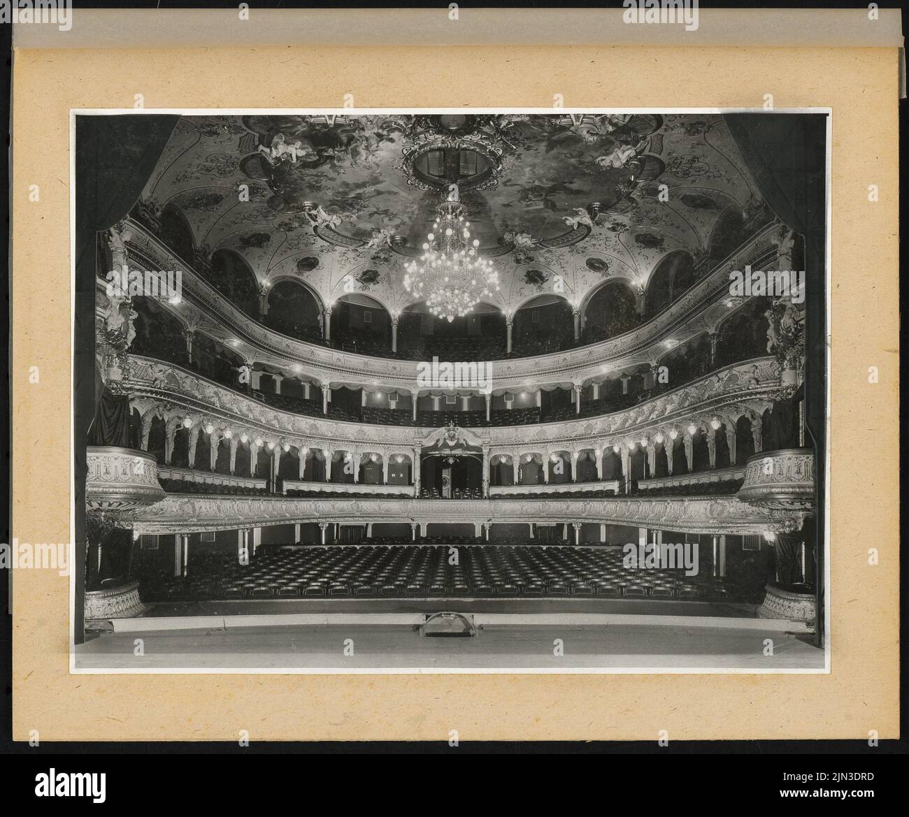 Royal court theater, Wiesbaden: View spectator room Stock Photo - Alamy