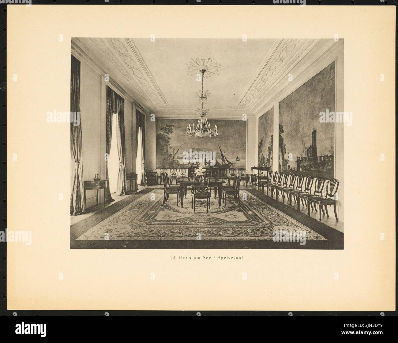 Haus am See (residential building Dr. Paul Petschek), Berlin-Wannsee: dining room (from: Alfred ...