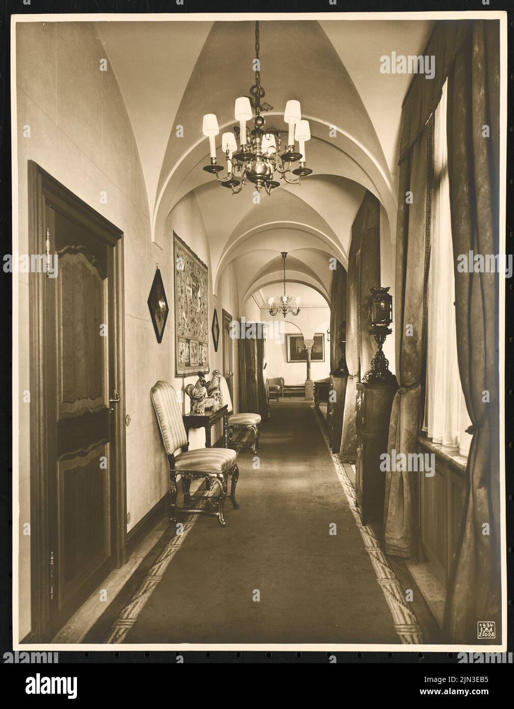 Italian embassy building hi-res stock photography and images - Alamy