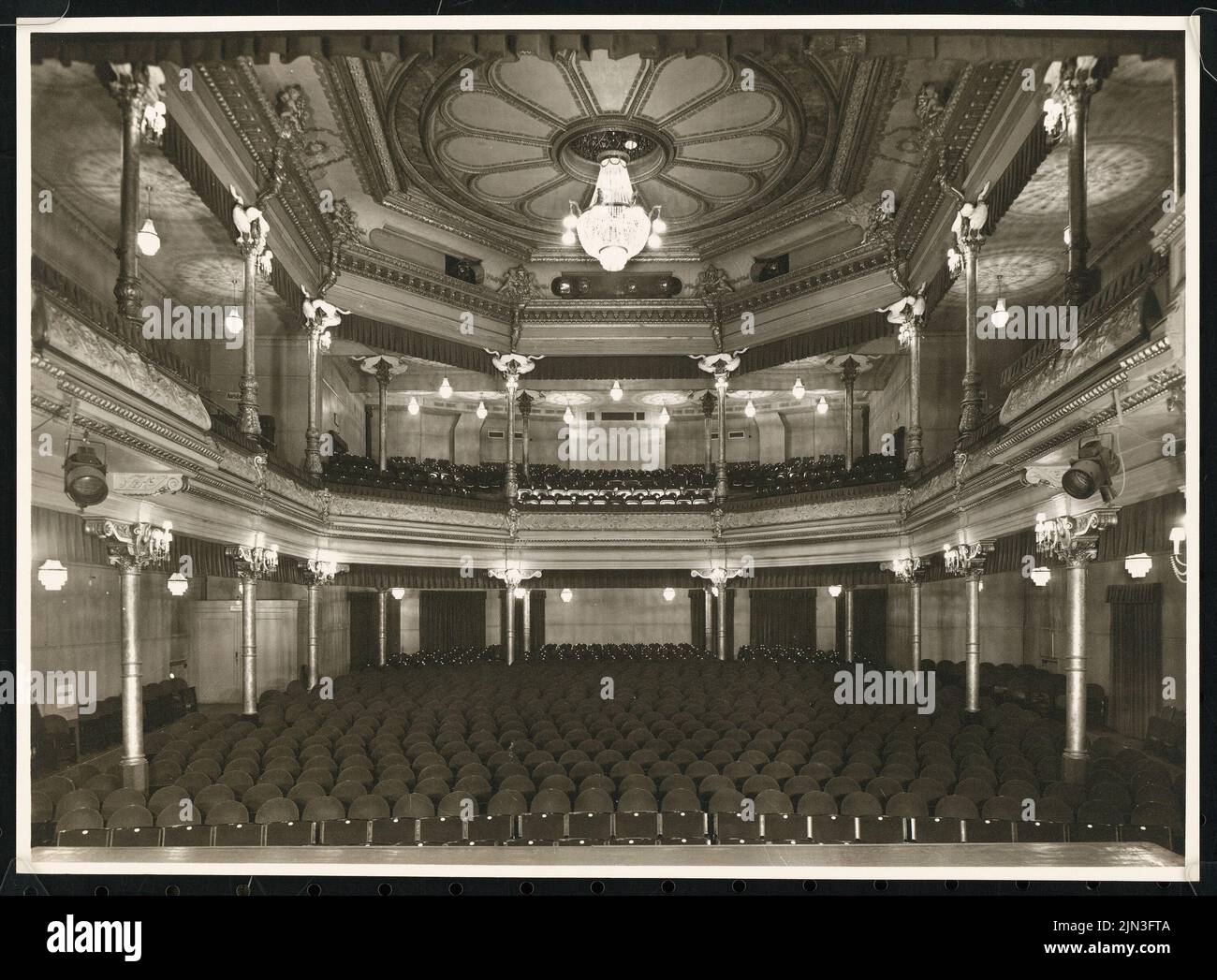 Carl weiss hi-res stock photography and images - Alamy