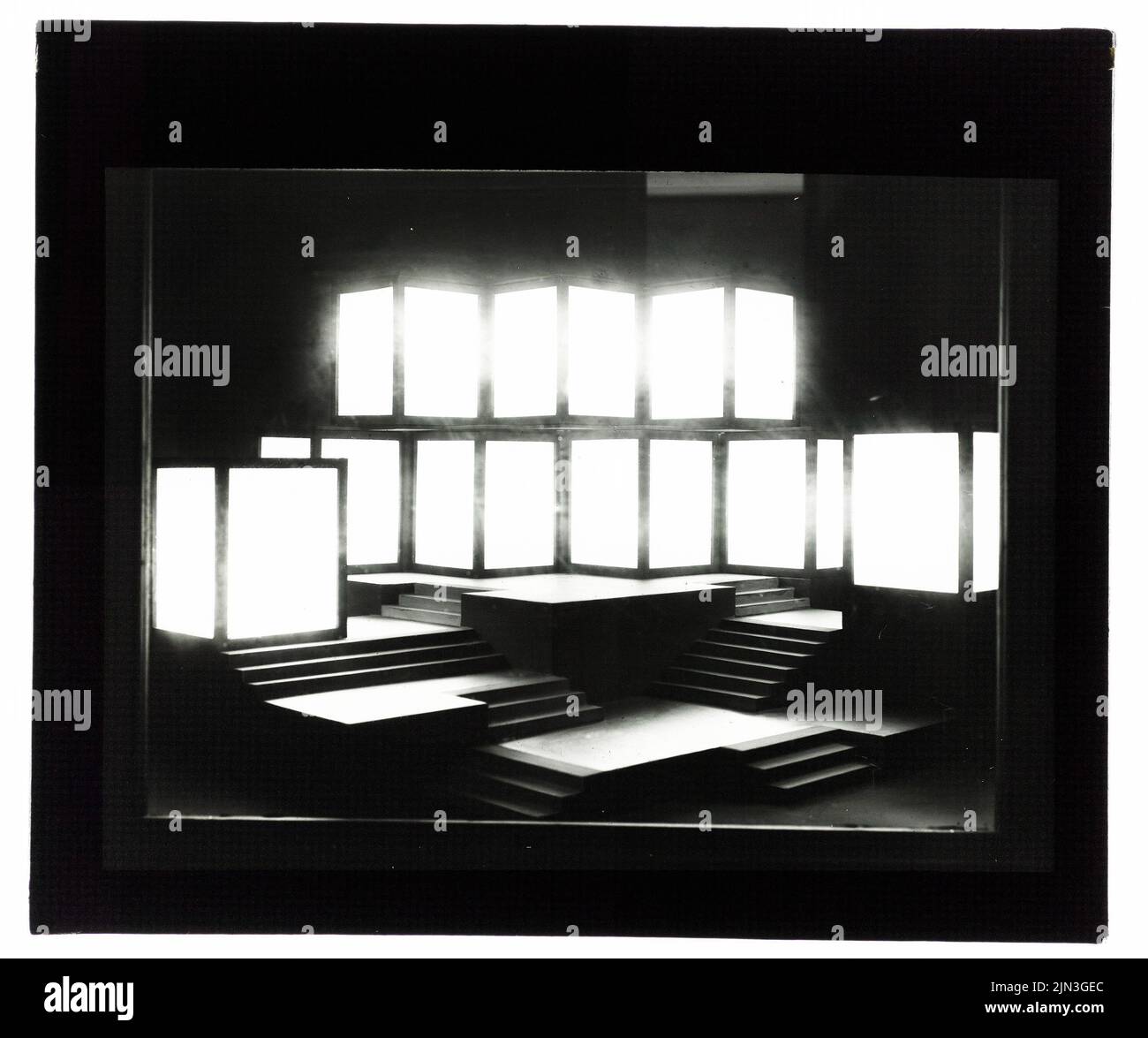 Structure model platform Cut Out Stock Images & Pictures - Alamy