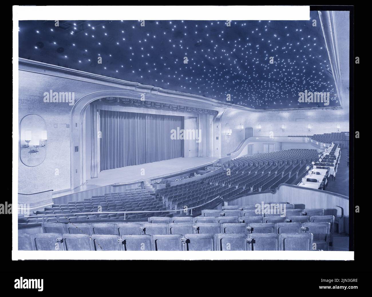 Wintergarten, Berlin: View of the auditorium and stage (negative to inv ...