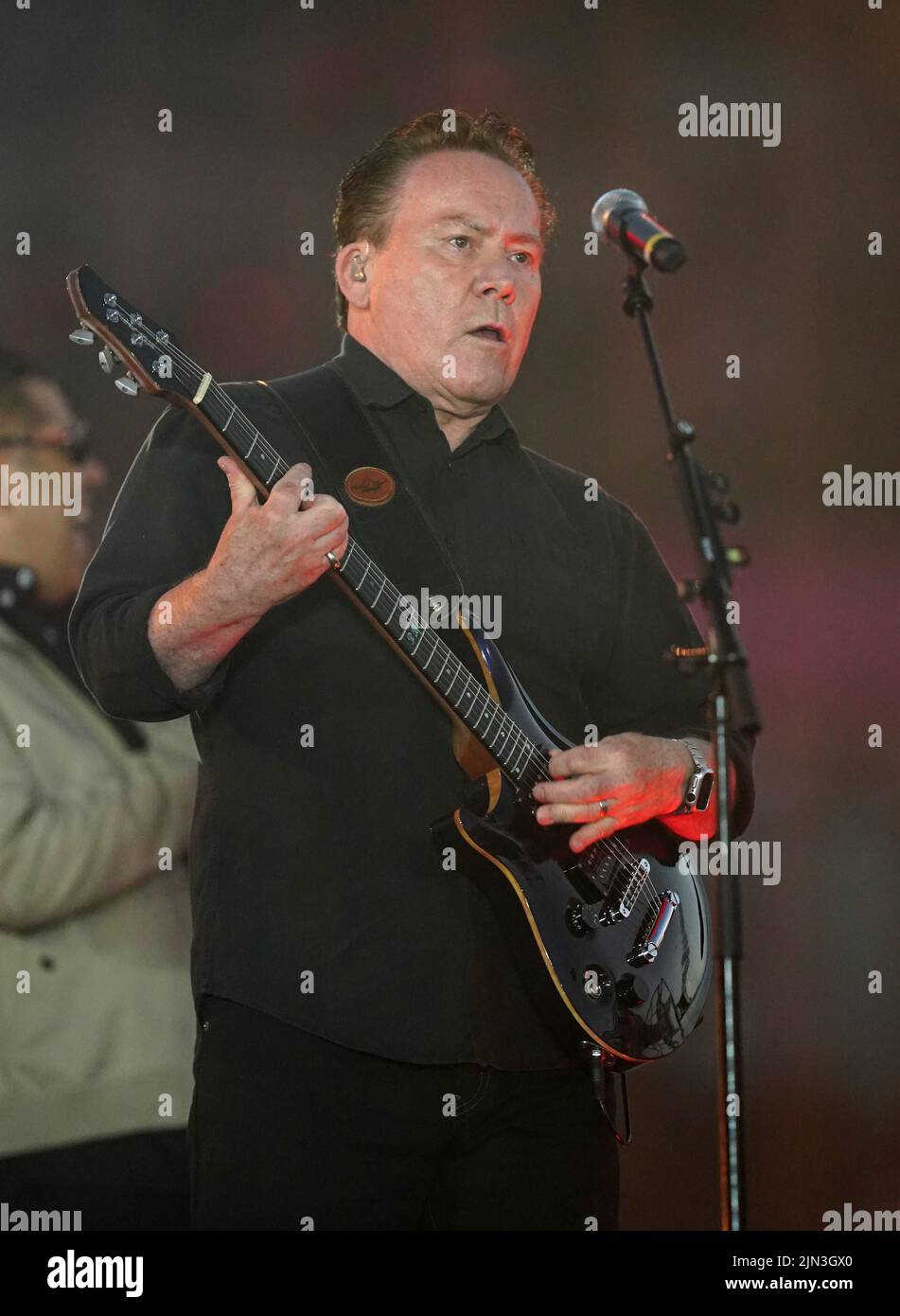 Robin Campbell of UB40 performs during the Closing Ceremony for the ...