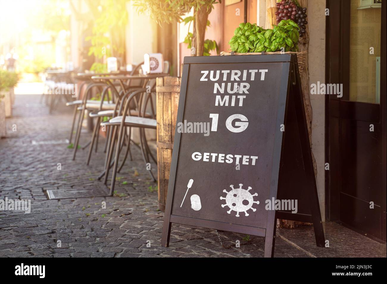 1 1g hi-res stock photography and images - Alamy