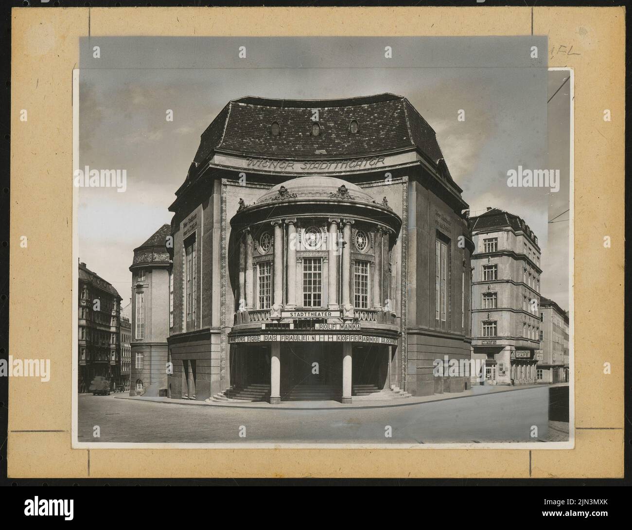 Stadttheater, Vienna: View of the south Stock Photo - Alamy