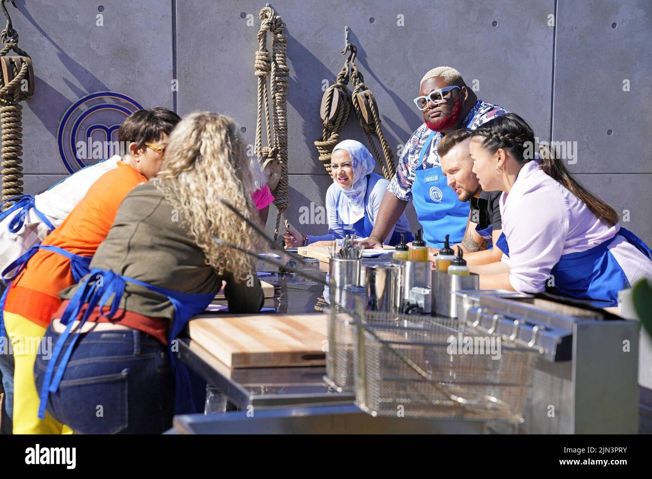 MASTERCHEF, contestants Amanda Saab (4th from right), Willie Mike (3rd ...