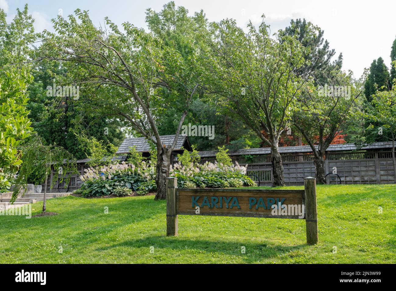 A japanese garden located hi-res stock photography and images - Alamy